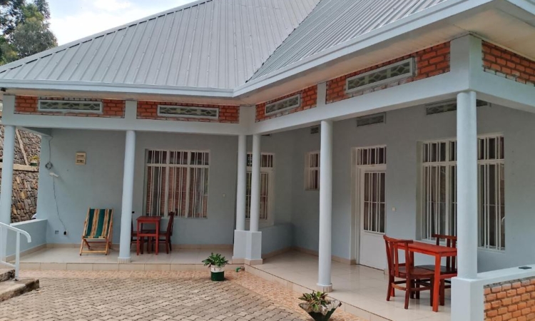 EAR Ken Barham Guesthouse | Budget Stay Near Nyungwe